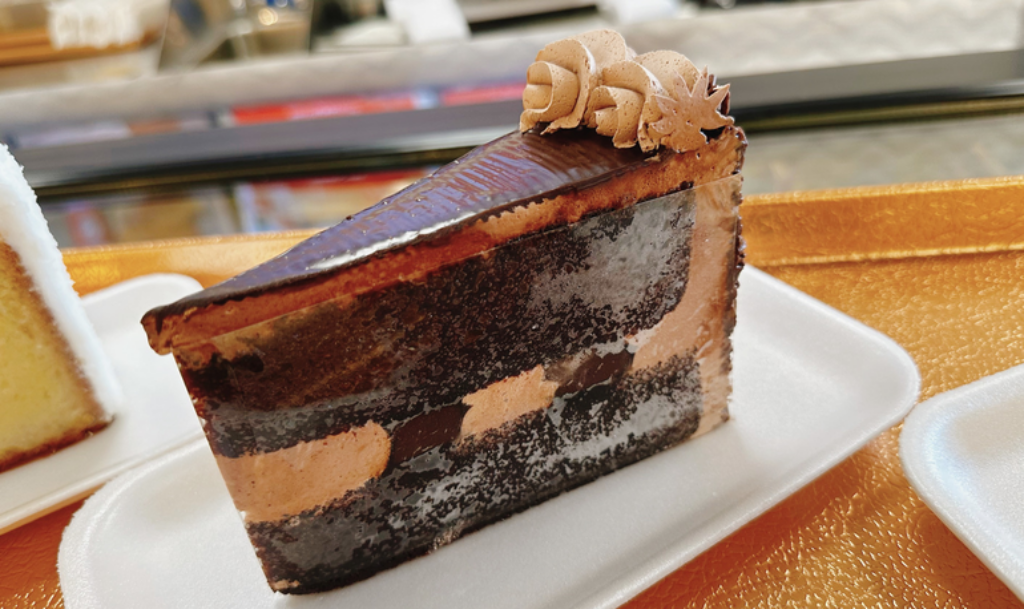 Press - Vicky Bakery